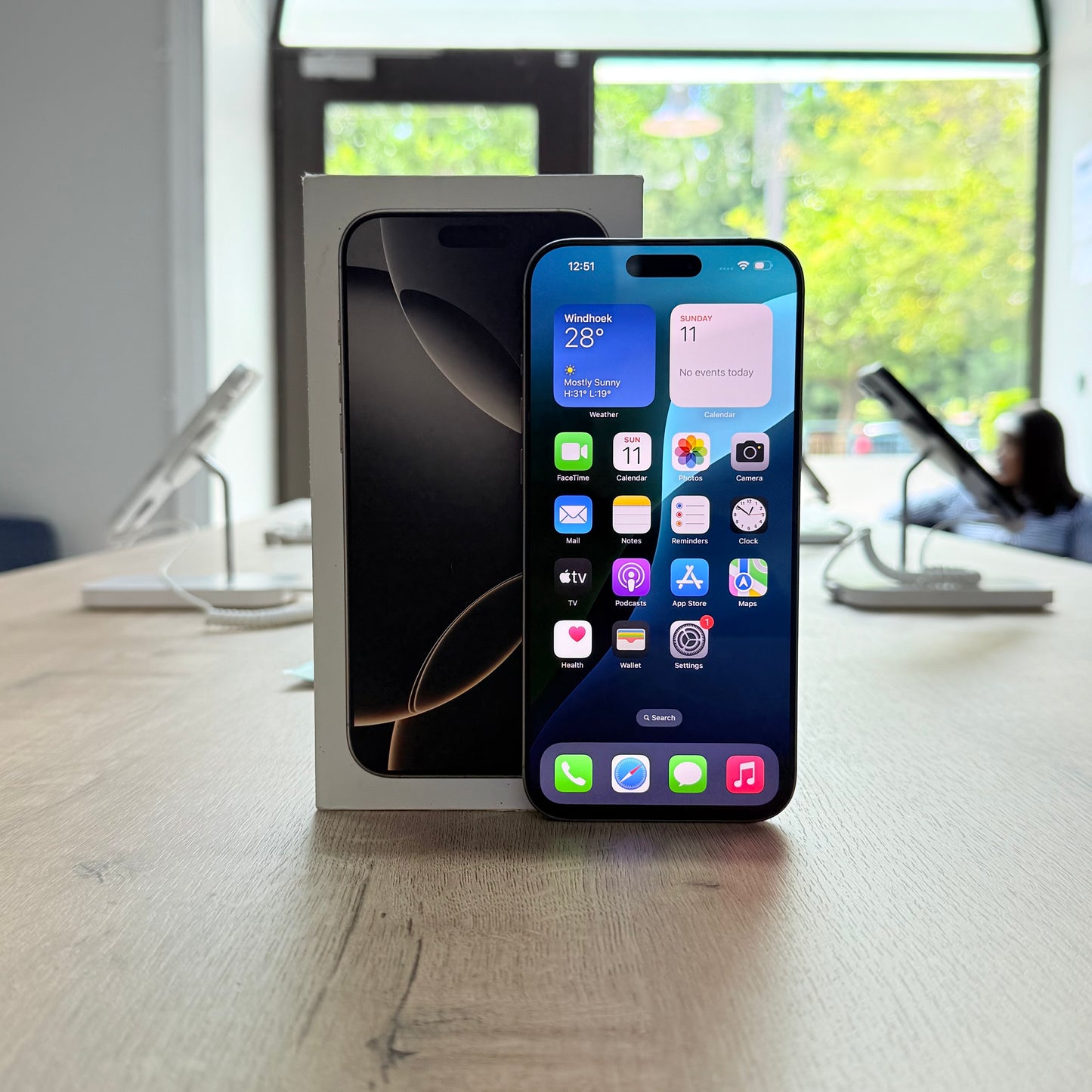 Used iPhone 16 Pro Max 256GB - Natural Titanium/BH 95% – Access Electronics